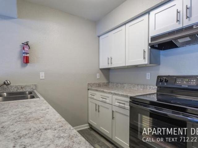 2 bedroom, Clute TX 77531 77323960