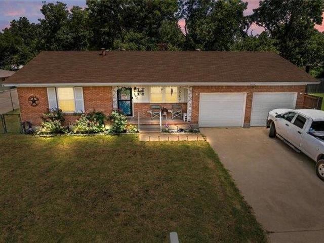 2 bedroom, Cleburne TX 76033 94068284