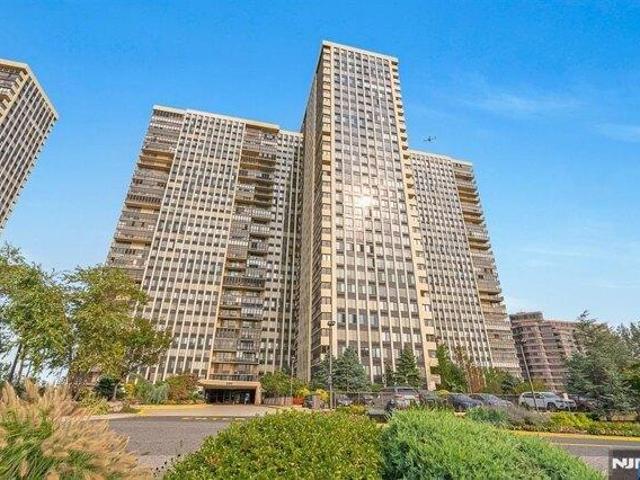 2 bedroom, Cliffside Park NJ 07010 104650901