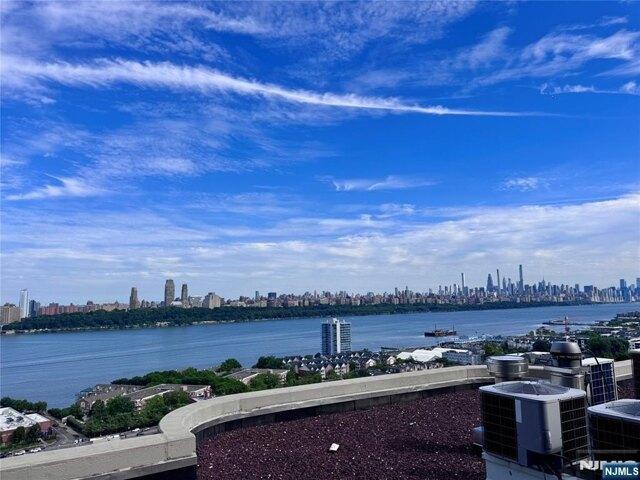 2 bedroom, Cliffside Park NJ 07010 103070738