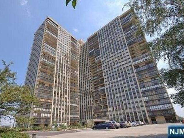 2 bedroom, Cliffside Park NJ 07010 103189722
