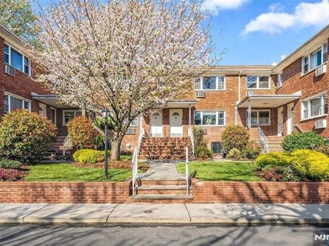 2 bedroom, Cliffside Park NJ 07010 LS102317270