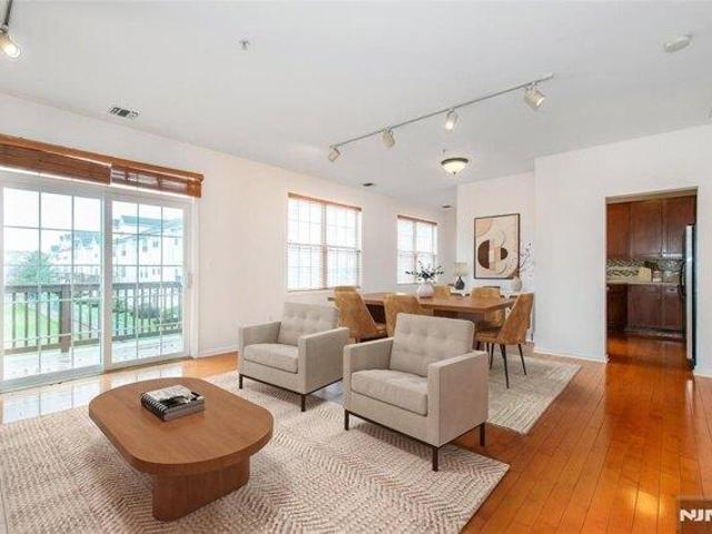 2 bedroom, Clifton NJ 07013 LS102727059