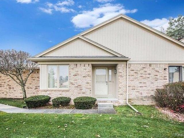 2 bedroom, Clinton Township MI 48038 88247902