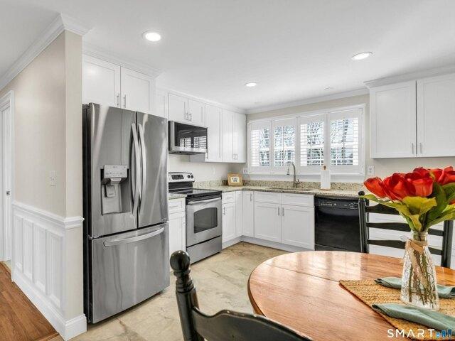 2 bedroom, Clinton CT 06413 102028145