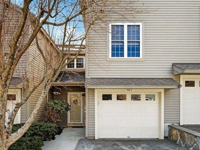 2 bedroom, Clinton MA 01510 102345278