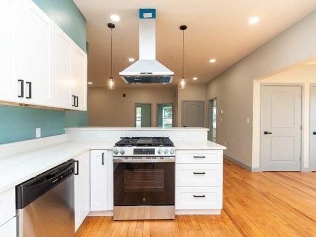 2 bedroom, Clinton MA 01510 103222237
