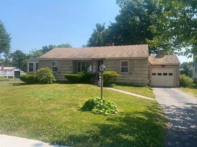2 bedroom, Clinton MA 01510 104835950