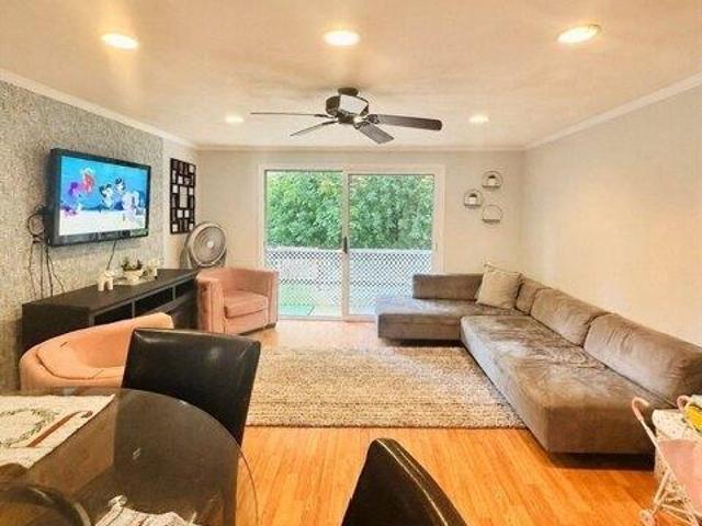 2 bedroom, Clinton MA 01510 104853047