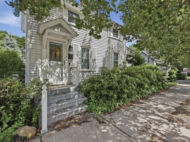 2 bedroom, Clinton MA 01510 104192432