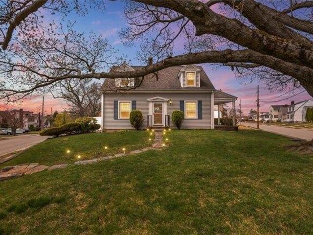 2 bedroom, Cranston RI 02910 102442665