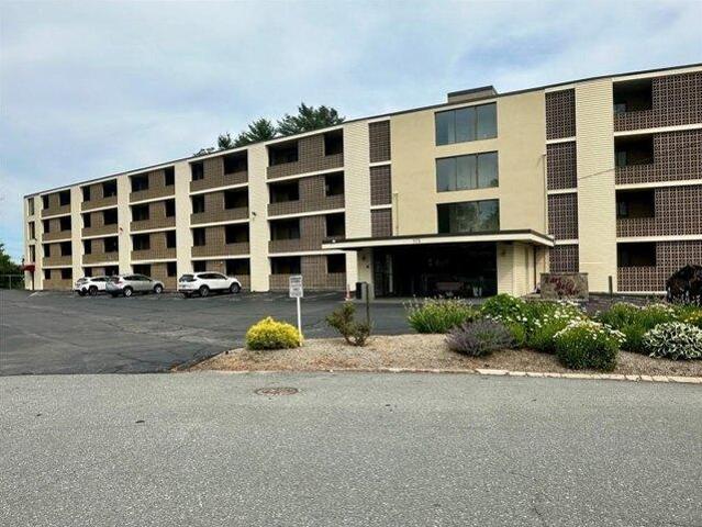 2 bedroom, Cranston RI 02920 104079438