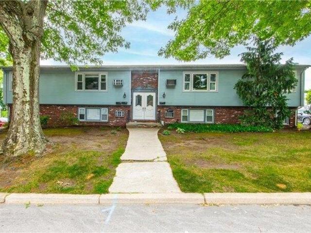 2 bedroom, Cranston RI 02920 104376936