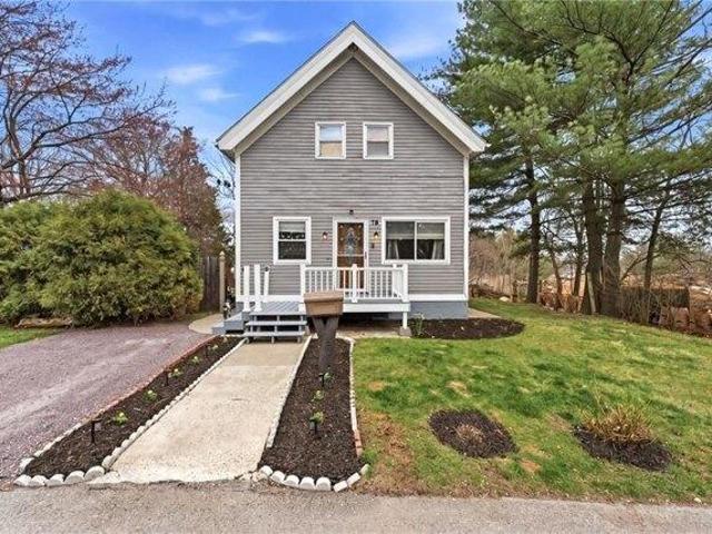 2 bedroom, Cranston RI 02920 102584530