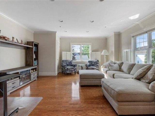 2 bedroom, Cranston RI 02920 103016497