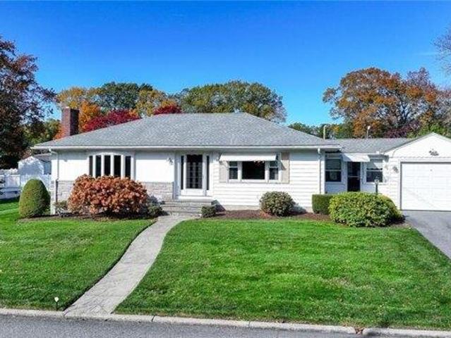 2 bedroom, Cranston RI 02920 LS102062550