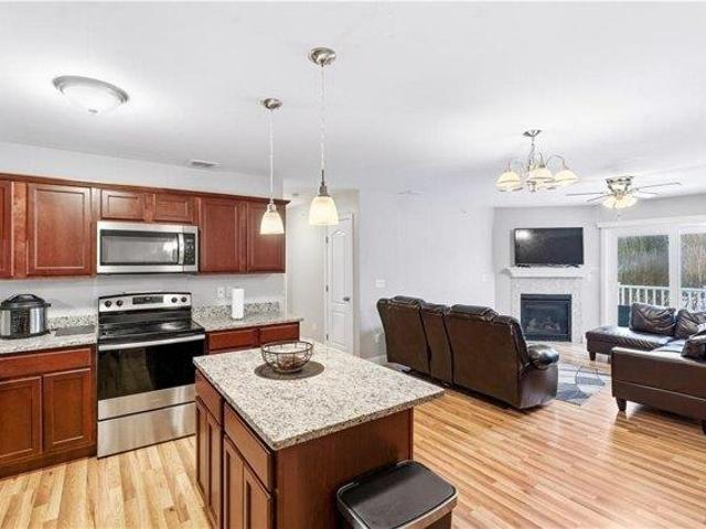 2 bedroom, Cranston RI 02921 LS101630402
