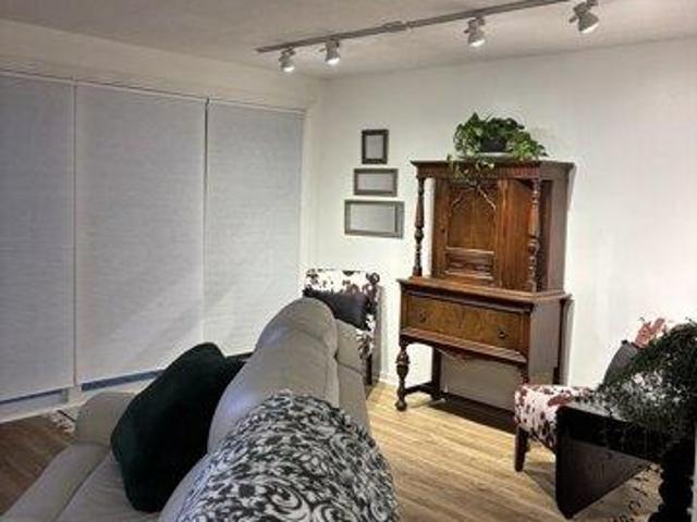 2 bedroom, Cromwell CT 06416 105140930