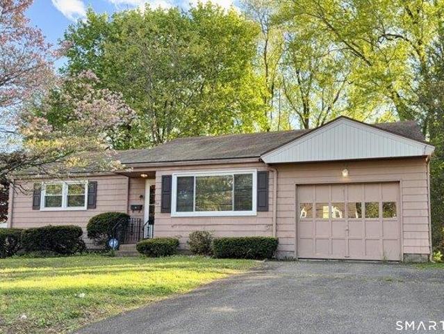 2 bedroom, Cromwell CT 06416 102478755