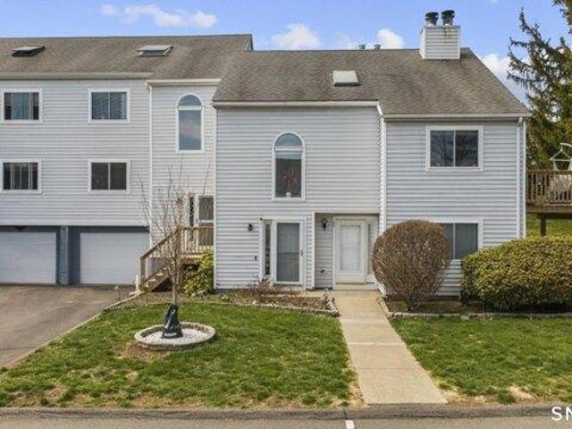 2 bedroom, Cromwell CT 06416 102479054