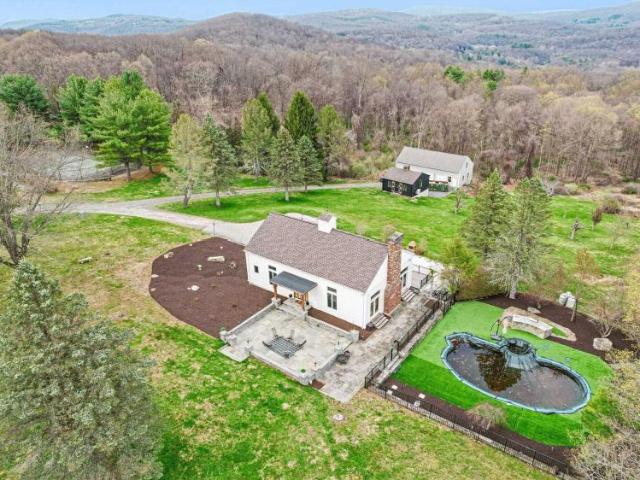 2 bedroom, CT CT LS101883047