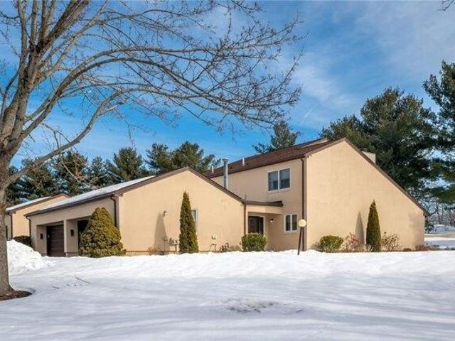 2 bedroom, Cumberland RI 02864 101898049