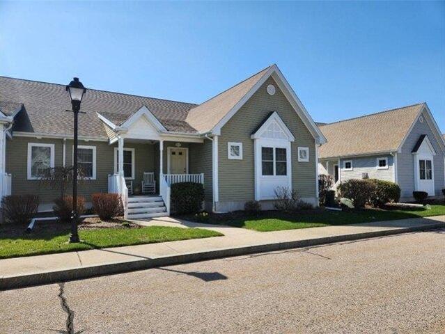 2 bedroom, Cumberland RI 02864 102312706