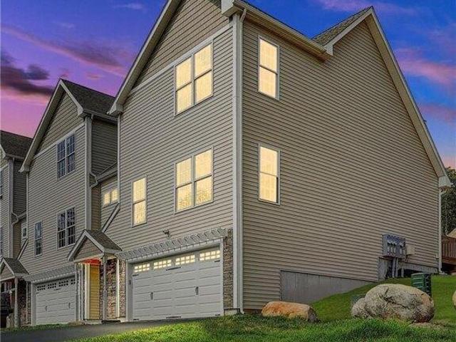 2 bedroom, Cumberland RI 02864 LS103070657