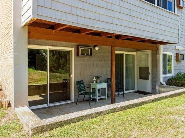 2 bedroom, Amesbury MA 01913 105058814