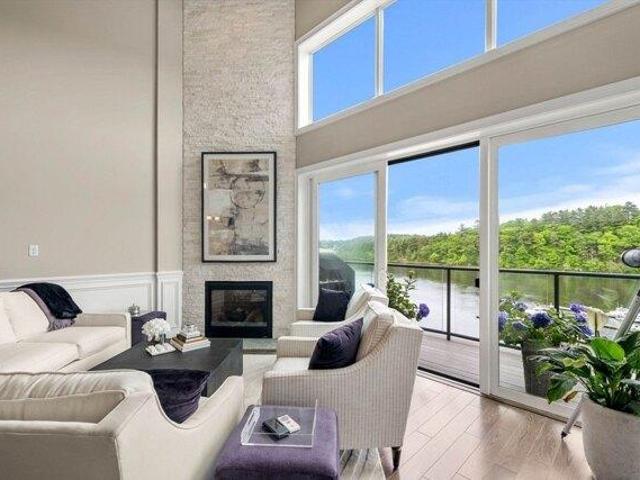 2 bedroom, Amesbury MA 01913 105060606