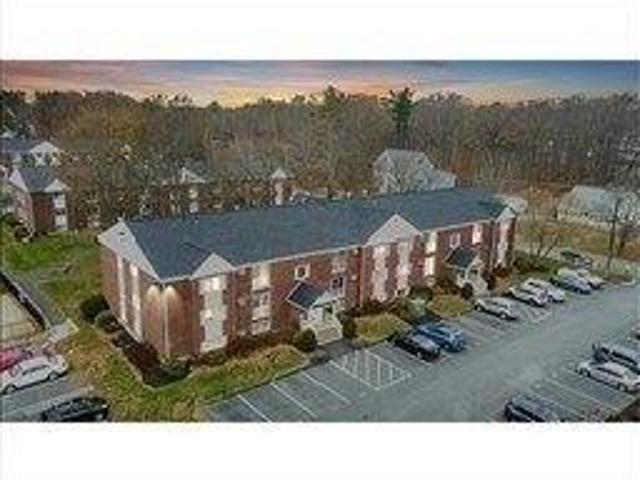 2 bedroom, Amesbury MA 01913 105081264