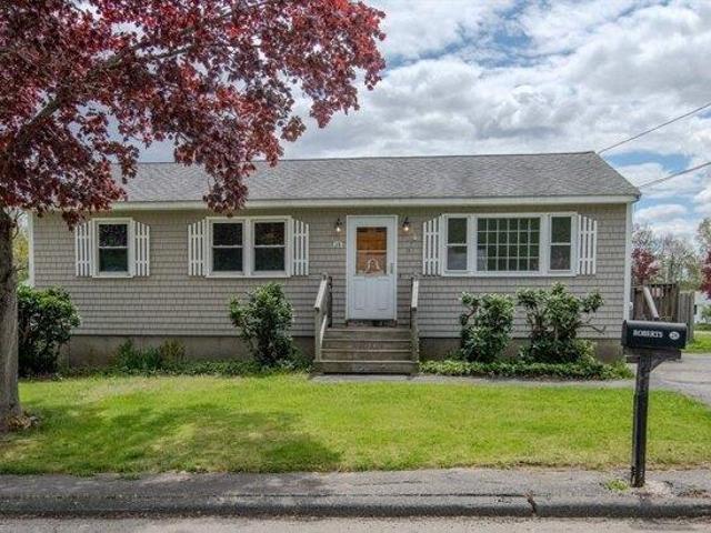 2 bedroom, Amesbury MA 01913 102343577