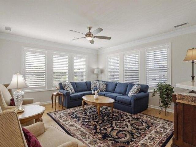 2 bedroom, Andover MA 01810 104920685