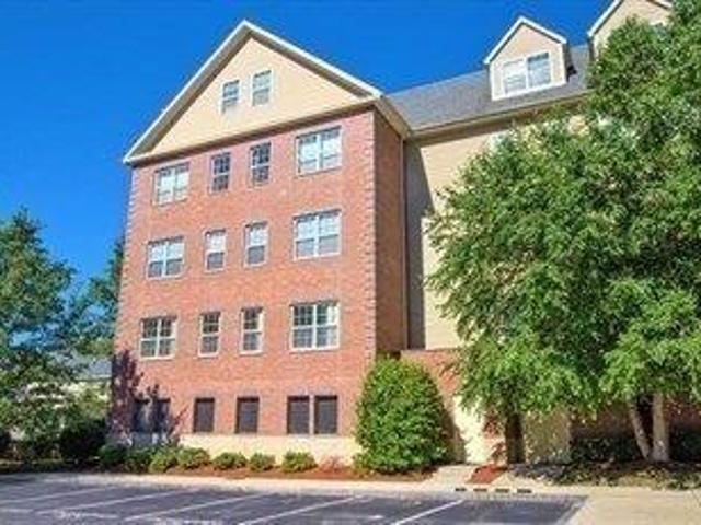 2 bedroom, Andover MA 01810 105116032
