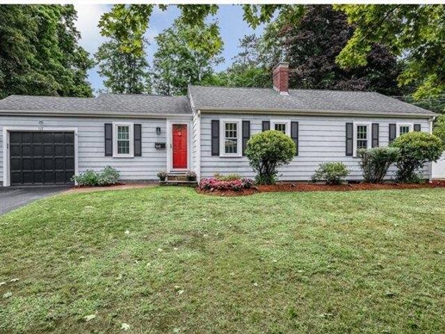 2 bedroom, Andover MA 01810 105232888