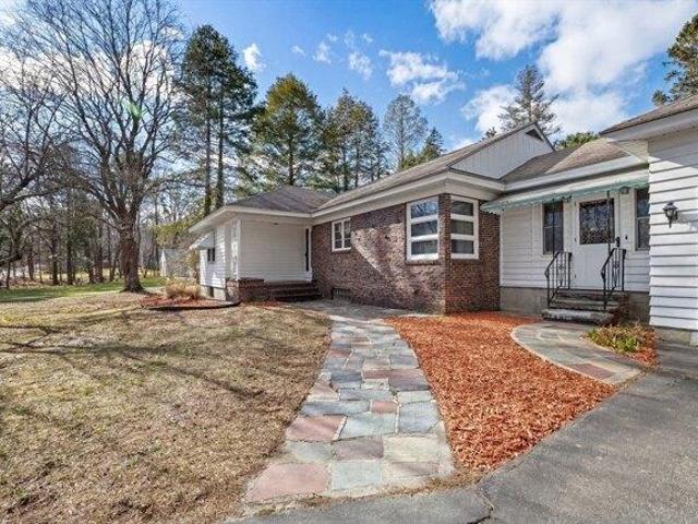 2 bedroom, Andover MA 01810 LS102828506