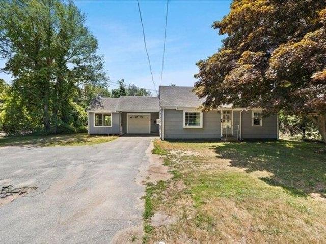 2 bedroom, Abington MA 02351 104791892