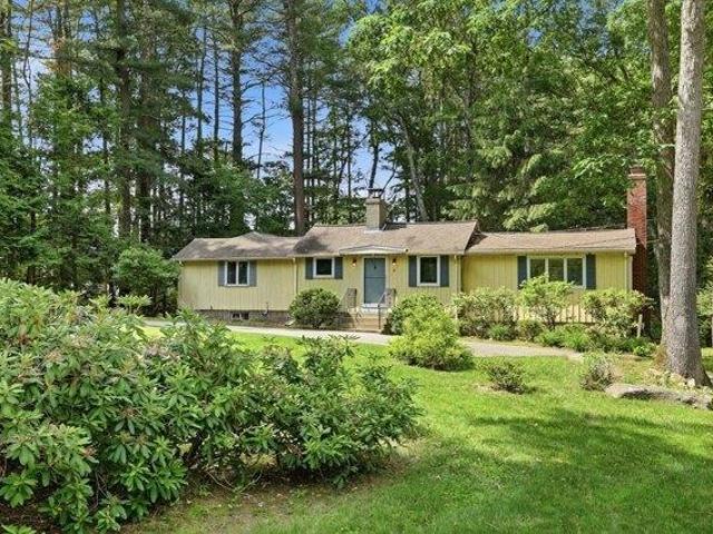 2 bedroom, Acton MA 01720 104808134
