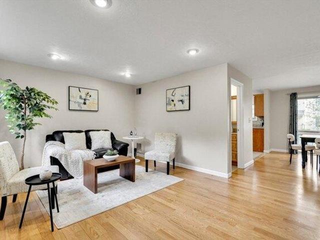2 bedroom, Acton MA 01720 103158848