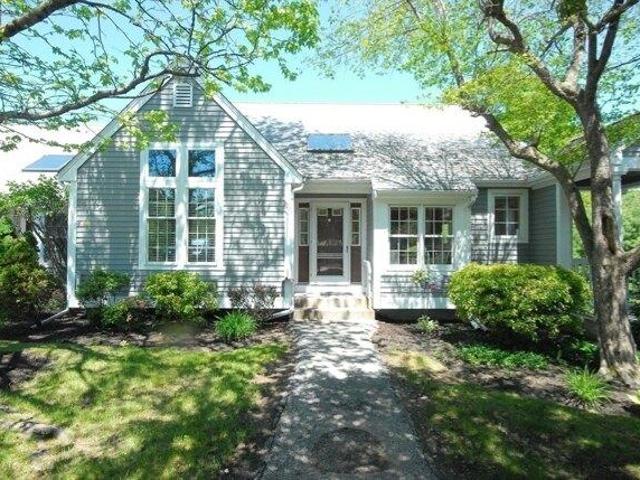 2 bedroom, Acton MA 01720 103162200
