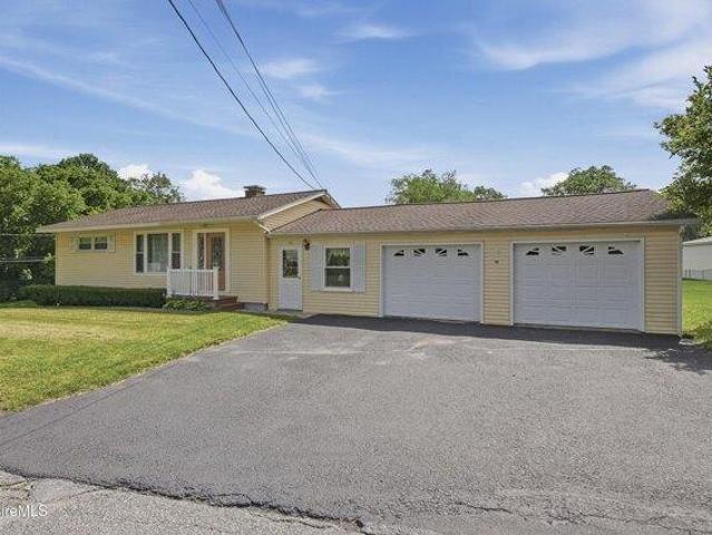 2 bedroom, Adams MA 01220 105094946