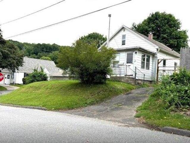 2 bedroom, Adams MA 01220 102062600