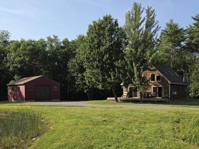 2 bedroom, Albion ME 04910 104192845