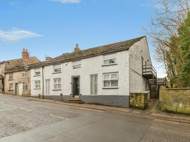 2 Bedroom Apartment Macclesfield Cheshire East 101316359