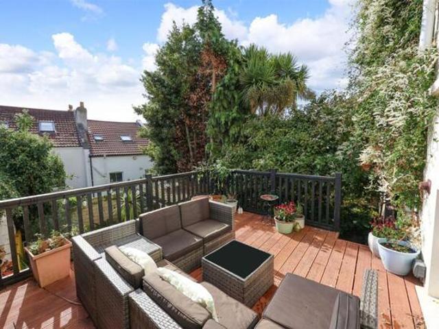 2 Bedroom Apartment Montpelier City Of Bristol 101119480