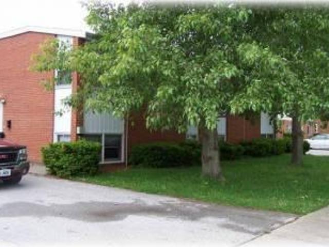 2 Bedroom Apartment near ISU and Heartland College
