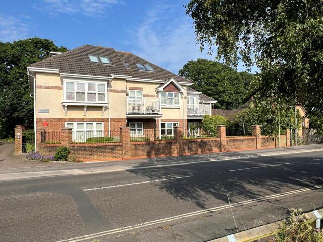 2 Bedroom Apartment New Milton Hampshire HAMPSHIRE. BH25 6BZ 87937521