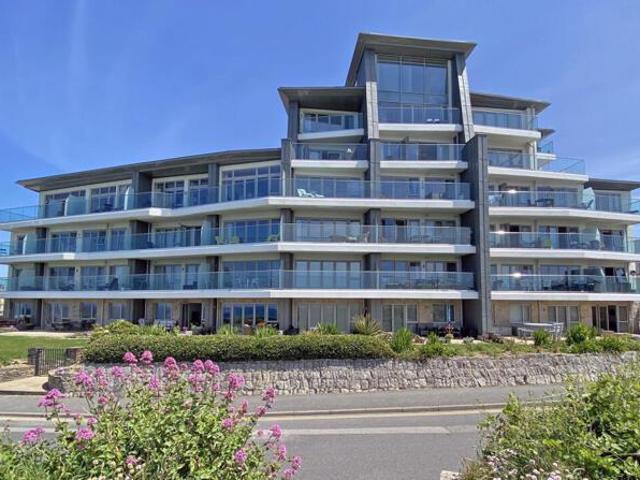 2 Bedroom Apartment Newquay Cornwall LS100541075
