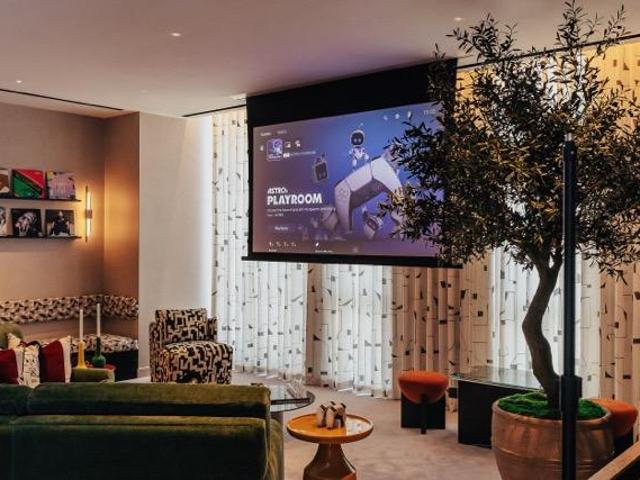 2 Bedroom Apartment Nine Elms London 93609772