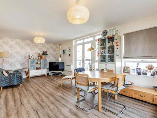 2 Bedroom Apartment North Somerset North Somerset LS101677087